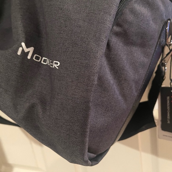 Modoker | Bags | Convertible Garment Bag With Shoulder Strap Modoker ...